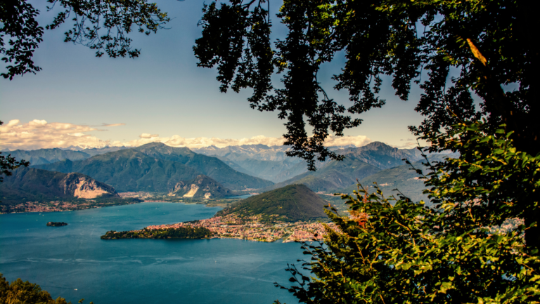 10 Most Beautiful Lakes in Italy - Italian Lakes to Visit - Italy Best
