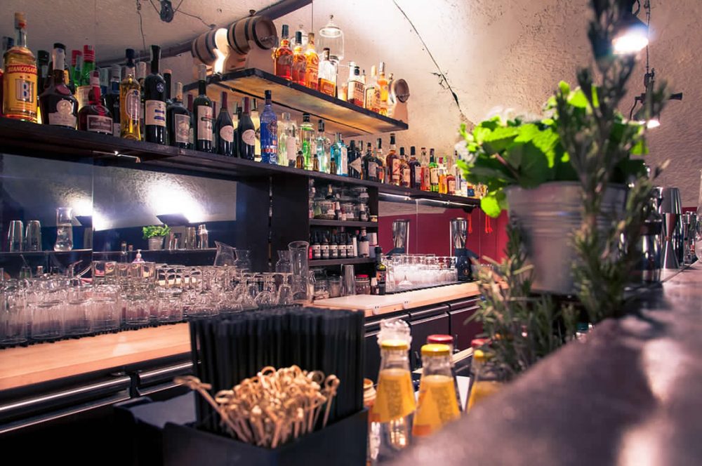10 Best Places for Nightlife in Rome Italy - Rome Nightlife | IB