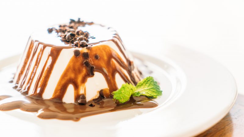 10 Best Italian Pastries to Try - List of the Top Pastries in Italy