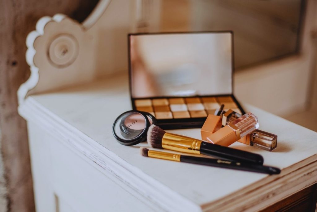 10 Best Italian Makeup Brands - Makeup Brands from Italy | IB