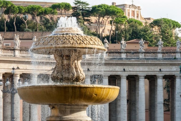 15 Most Beautiful Fountains in Rome Italy - Roman Fountains | IB