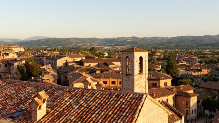 25 Most Beautiful Italian Towns - Famous Towns in Italy | Italy Best