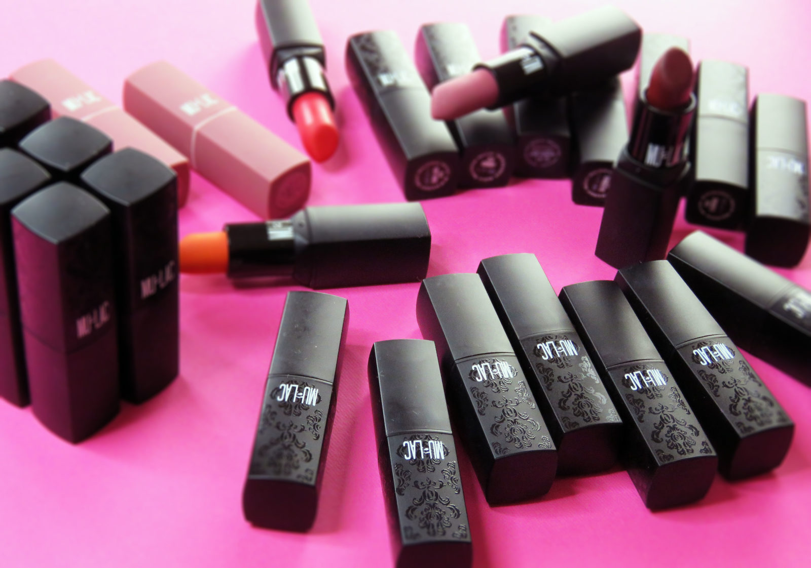 10 Most Iconic Italian Lipstick Shades - Italian Lipstick Brands } IB