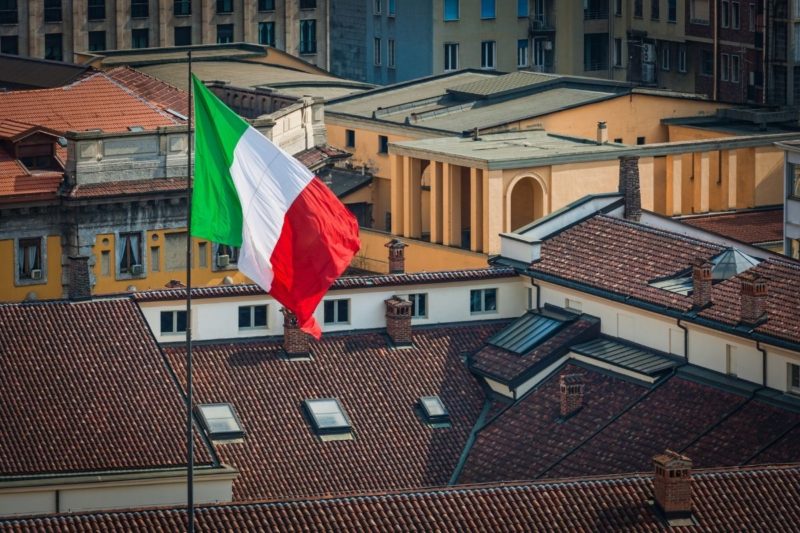 10 Interesting Facts About the Italian Flag - Italian Flag Meaning