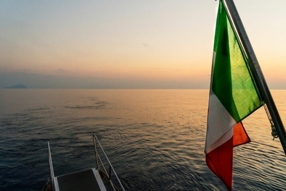 10 Interesting Facts About the Italian Flag - Italian Flag Meaning