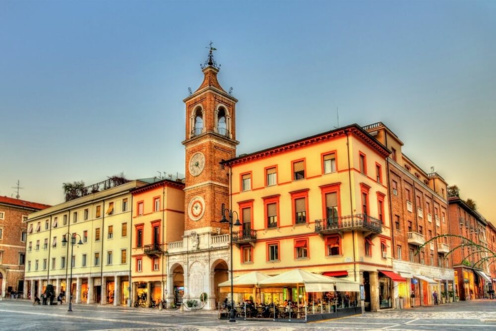 25 Most Beautiful Italian Towns - Famous Towns in Italy | Italy Best