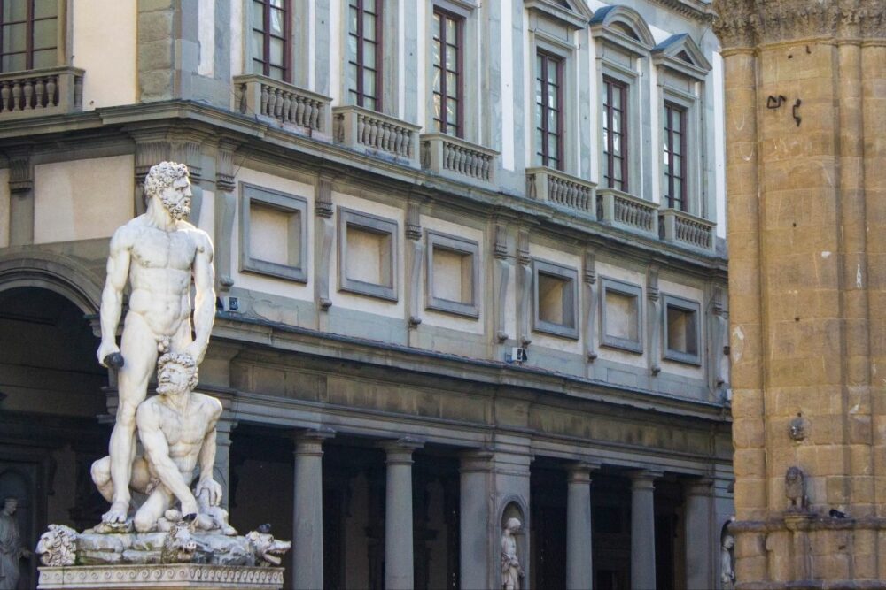 15 Most Famous Italian Sculptures - Italian Statues | Italy Best