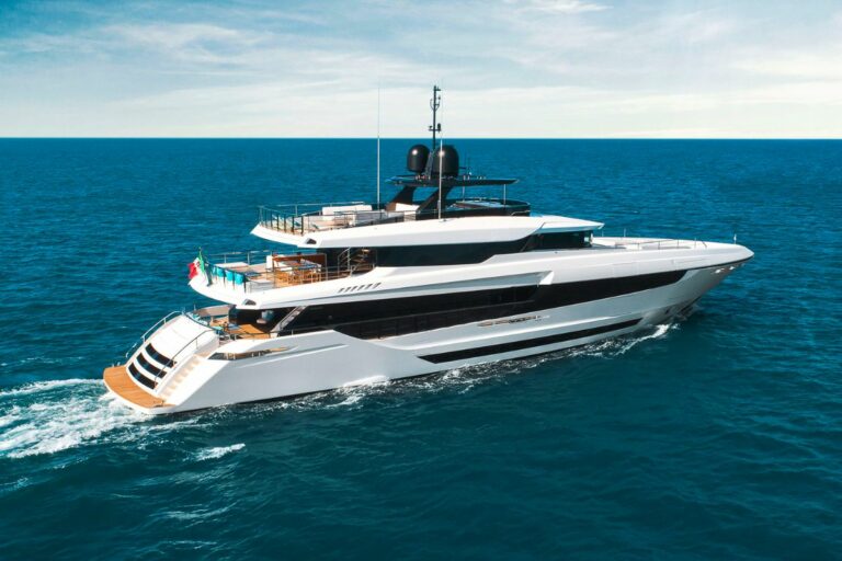 10 Best Italian Yacht Brands - Italian Luxury Yacht Brands | IB