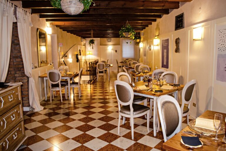 10 Best Restaurants in Verona Italy - Verona Italy Restaurants | IB
